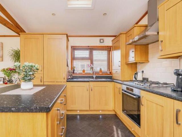 For Sale 2 Bedroom House West Sussex West Sussex DS98612653
