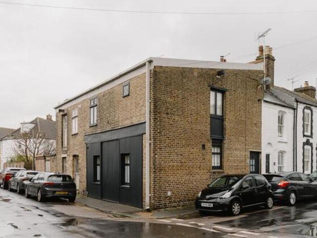 For Sale 2 Bedroom House Whitstable Kent DS98903471
