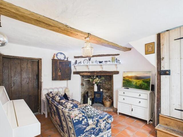 For Sale 2 Bedroom House Wye Gloucestershire DS98612670