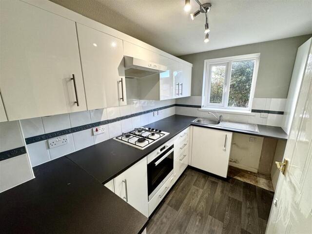 For Sale 2 Bedroom House Wye Kent DS98278338