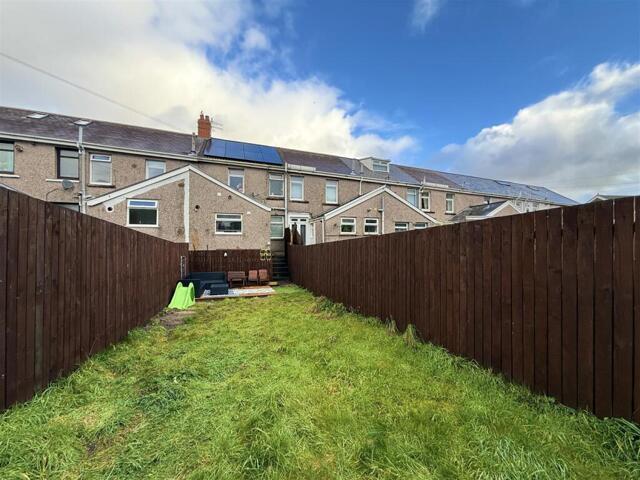 For Sale 2 Bedroom House Wye Kent DS100579199