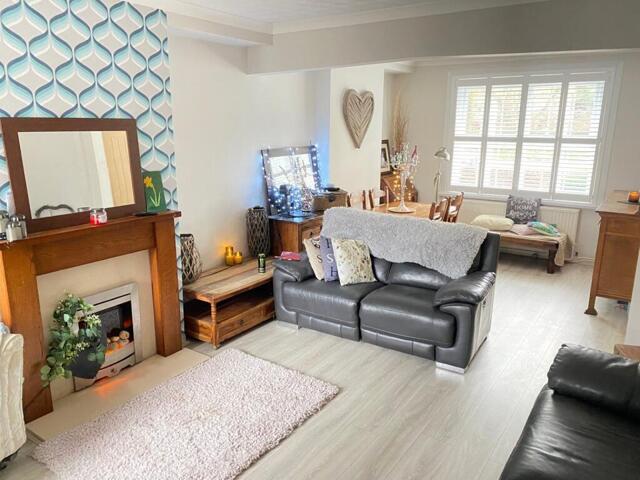 For Sale 2 Bedroom House Wye Kent DS100649094