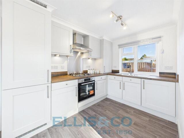 For Sale 2 Bedroom House Tonbridge Kent DLS100058158