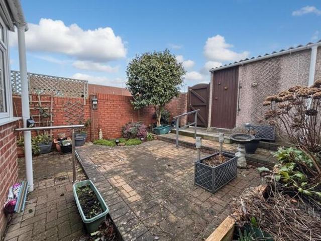 For Sale 2 Bedroom House Thornbury South Gloucestershire DLS100456822