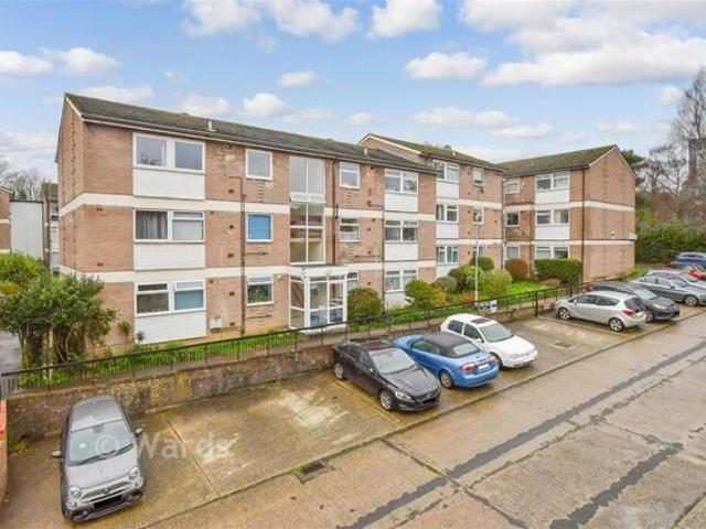 For Sale 2 Bedroom Shared Living/roommate Maidstone Kent DS101678802