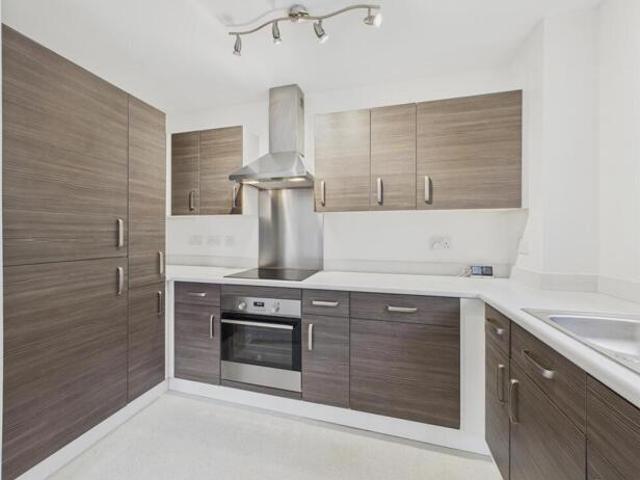 For Sale 2 Bedroom Shared Living/roommate Malvern Worcestershire DS98278459