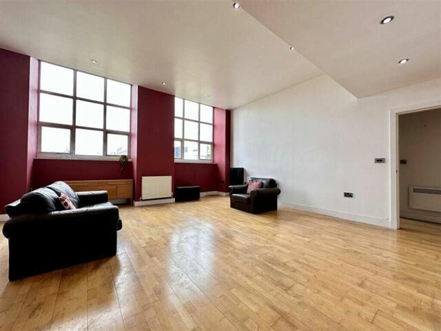 For Sale 2 Bedroom Shared Living/roommate Manchester Greater Manchester DLS100023982