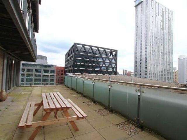 For Sale 2 Bedroom Shared Living/roommate Manchester Salford DLS101678597