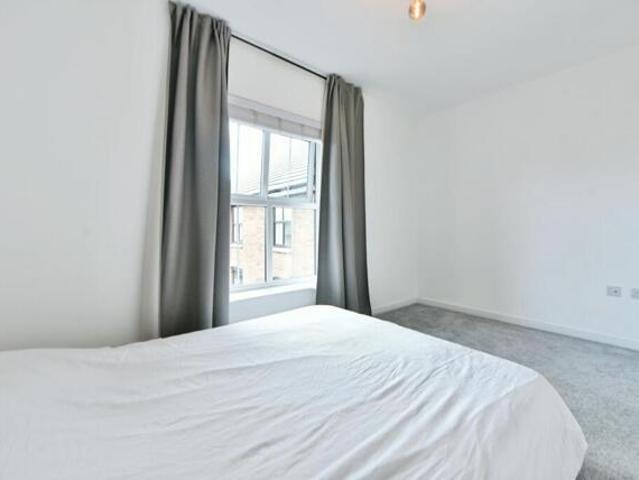 For Sale 2 Bedroom Shared Living/roommate Manchester Tameside DS99688543