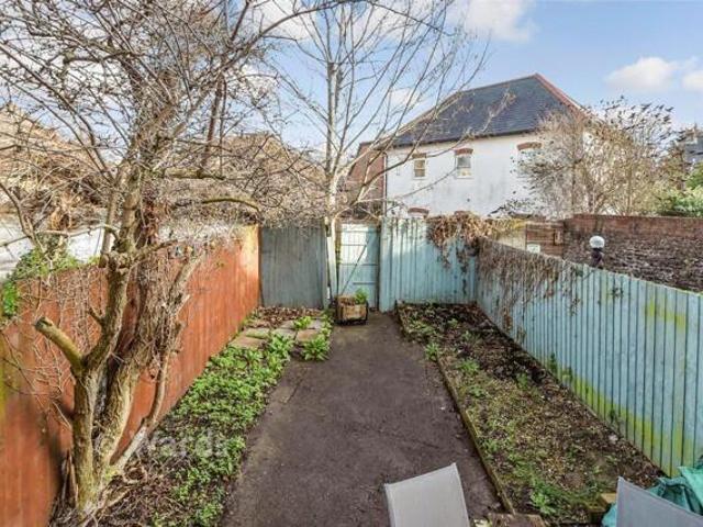 For Sale 2 Bedroom Shared Living/roommate Margate Kent DLS101676141