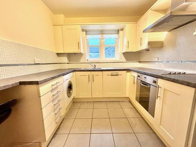 For Sale 2 Bedroom Shared Living/roommate Matlock Derbyshire DS100058360