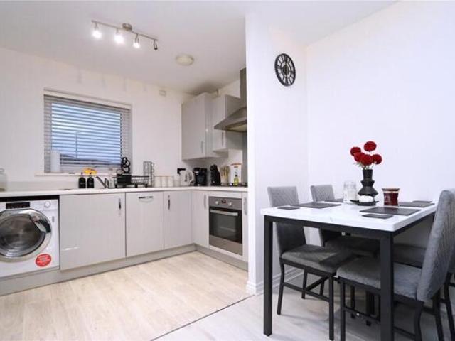 For Sale 2 Bedroom Shared Living/roommate Milton Keynes Milton Keynes DLS98477509