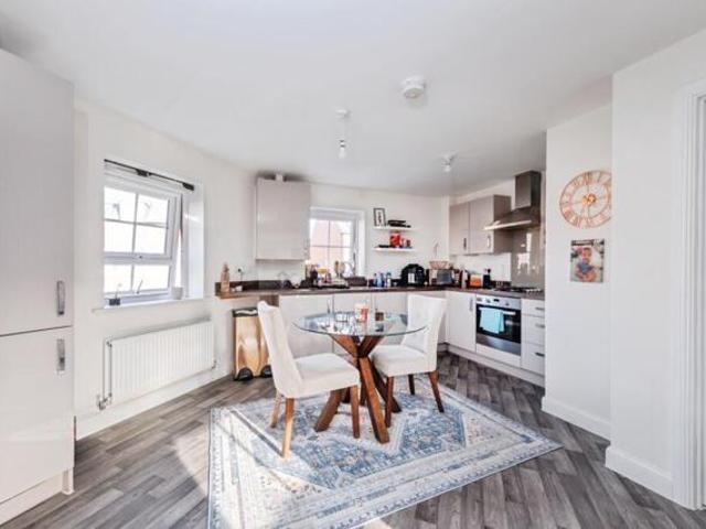 For Sale 2 Bedroom Shared Living/roommate Milton Keynes Milton Keynes DLS101676380