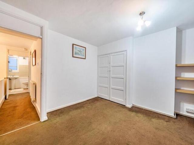 For Sale 2 Bedroom Shared Living/roommate Mitcham Greater London DS99735896