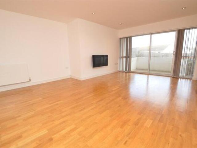 For Sale 2 Bedroom Shared Living/roommate Newquay Cornwall DS99951972