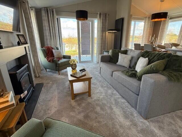 For Sale 2 Bedroom Shared Living/roommate Newquay Cornwall DS100787025