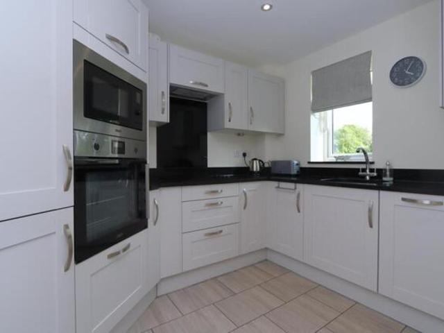 For Sale 2 Bedroom Shared Living/roommate North Yorkshire Bradford DLS98903575