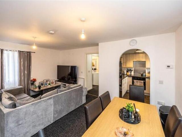 For Sale 2 Bedroom Shared Living/roommate North Yorkshire Calderdale DS99952164