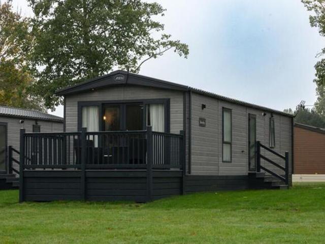 For Sale 2 Bedroom Shared Living/roommate North Yorkshire East Riding Of Yorkshire DS101316173