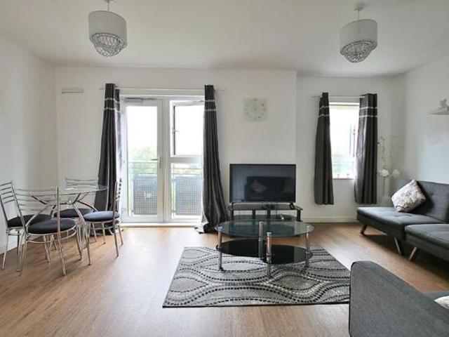 For Sale 2 Bedroom Shared Living/roommate Northampton Northamptonshire DS98903587