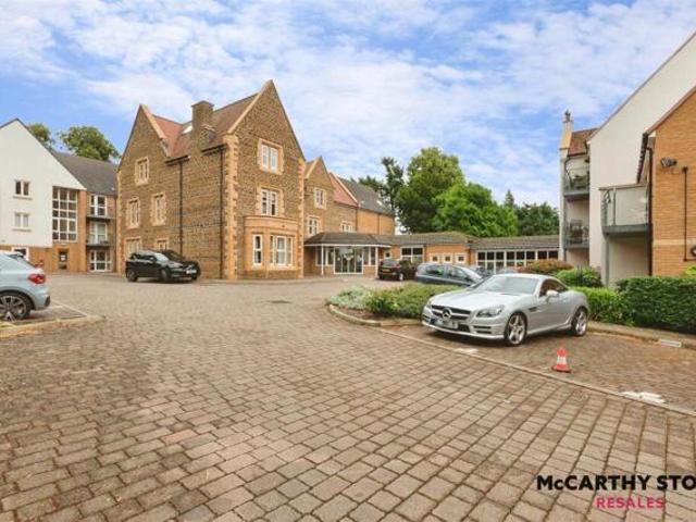 For Sale 2 Bedroom Shared Living/roommate Northampton Northamptonshire DS101743334