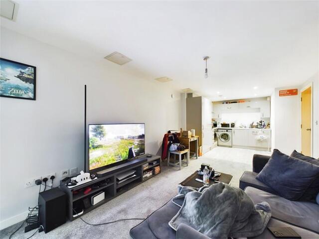 For Sale 2 Bedroom Shared Living/roommate Nottingham Nottinghamshire DLS99523941