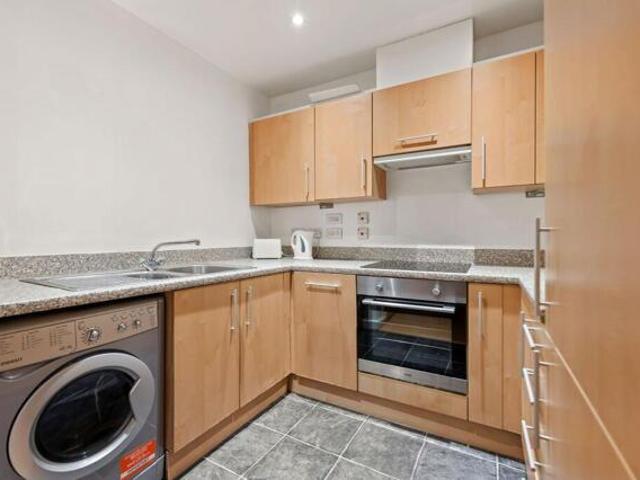 For Sale 2 Bedroom Shared Living/roommate Nottingham Nottinghamshire DLS99895364