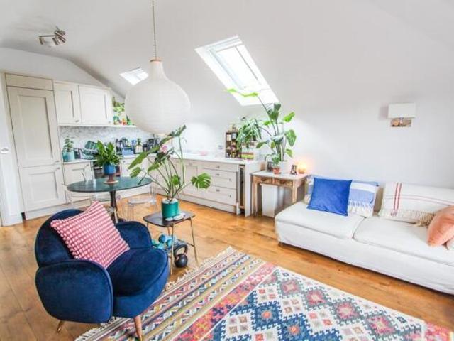 For Sale 2 Bedroom Shared Living/roommate Ottery St Mary Devon DS98765772