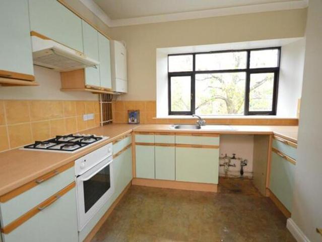 For Sale 2 Bedroom Shared Living/roommate Axbridge Somerset DS99952025