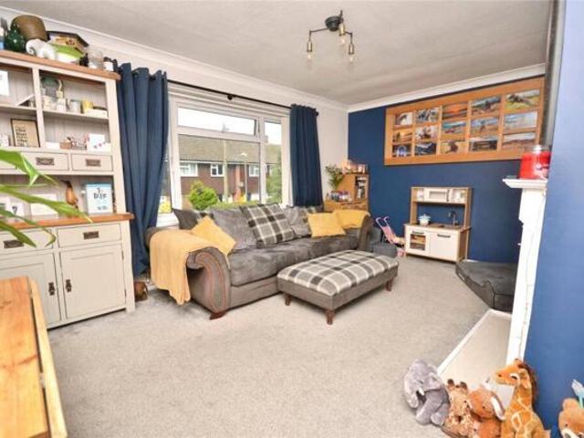 For Sale 2 Bedroom Shared Living/roommate Aylesbury Buckinghamshire DLS99092685