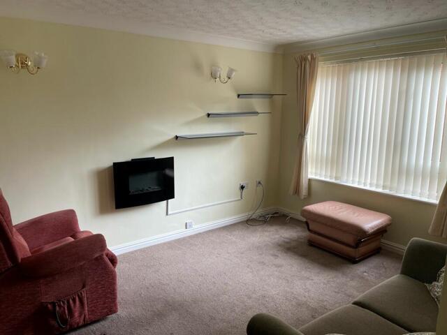 For Sale 2 Bedroom Shared Living/roommate Albrighton Shropshire DLS99840126