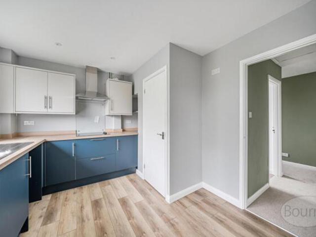 For Sale 2 Bedroom Shared Living/roommate Alton Hampshire DS101678902