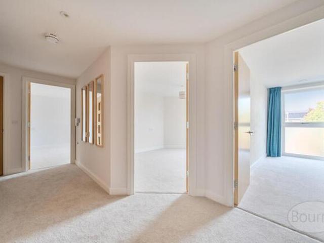 For Sale 2 Bedroom Shared Living/roommate Alton Hampshire DS99029195