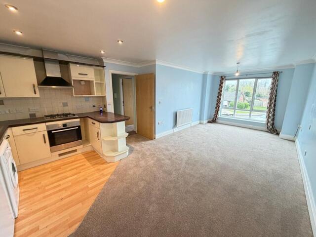 For Sale 2 Bedroom Shared Living/roommate Ashford Surrey DLS100540711