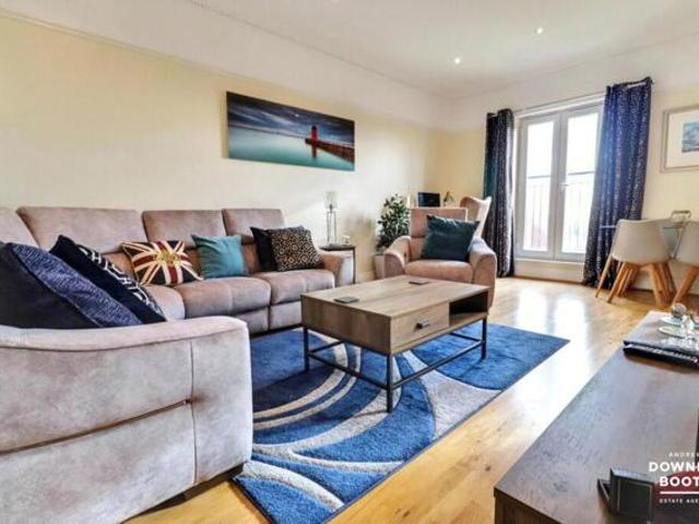 For Sale 2 Bedroom Shared Living/roommate Burntwood Staffordshire DS100503231