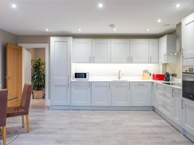For Sale 2 Bedroom Shared Living/roommate Burford Oxfordshire DLS100541163