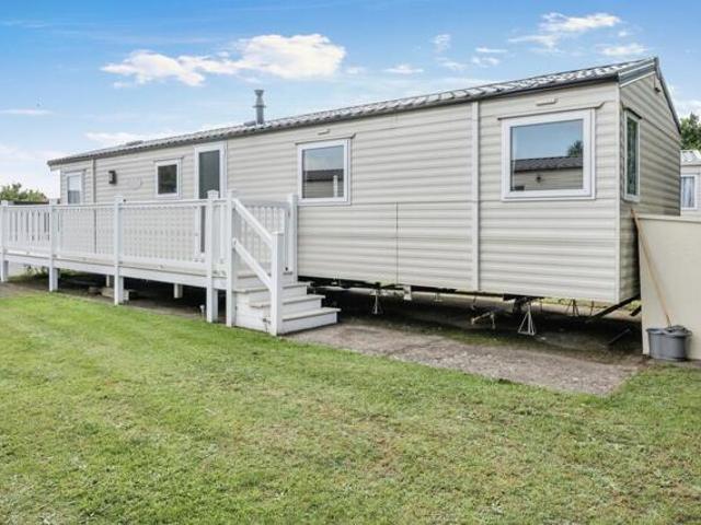 For Sale 2 Bedroom Shared Living/roommate Burgh Castle Burgh Castle DLS99277866