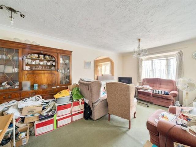For Sale 2 Bedroom Shared Living/roommate Barnet Great London DS99688527