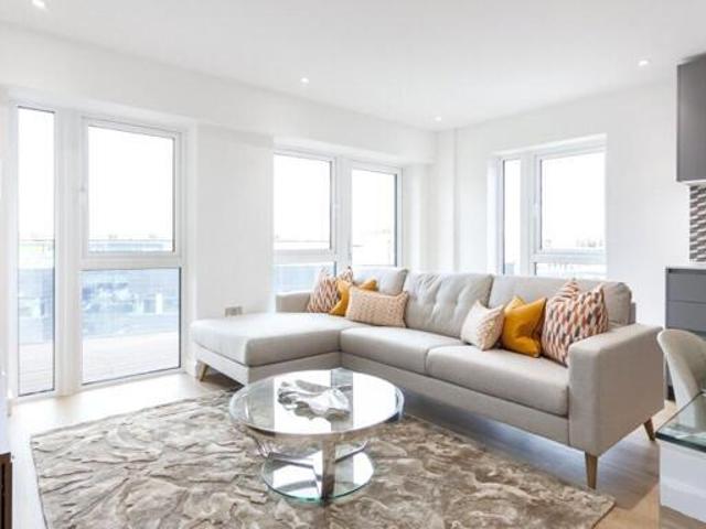 For Sale 2 Bedroom Shared Living/roommate Barnet Greater London DLS100541210