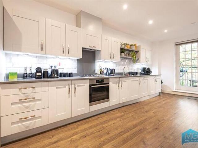 For Sale 2 Bedroom Shared Living/roommate Barnet Greater London DLS100855050