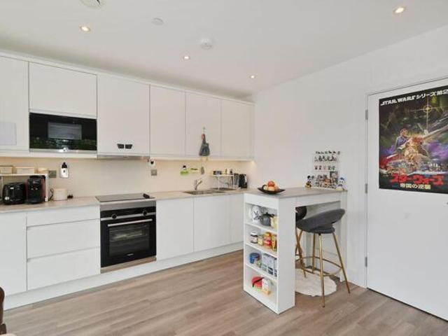 For Sale 2 Bedroom Shared Living/roommate Barnet Greater London DS100426439