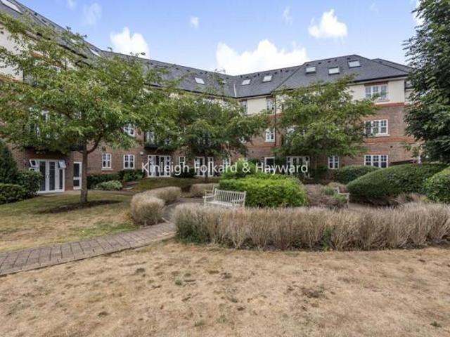 For Sale 2 Bedroom Shared Living/roommate Barnet Greater London DS101025261