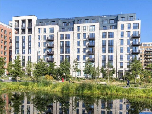 For Sale 2 Bedroom Shared Living/roommate Barnet Greater London DS101891826