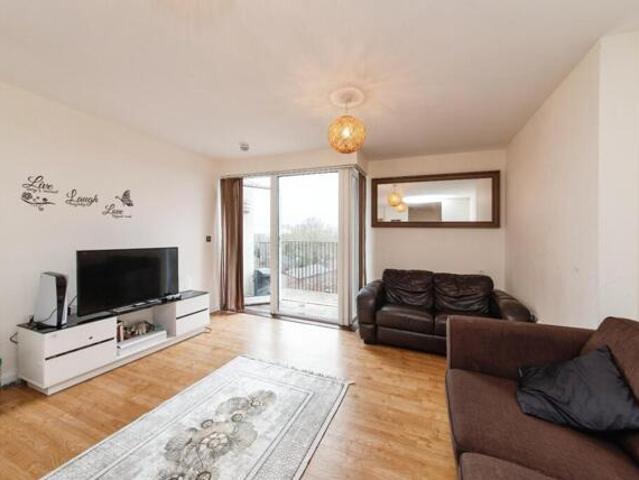 For Sale 2 Bedroom Shared Living/roommate Barnet Greater London DS99952053