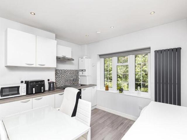 For Sale 2 Bedroom Shared Living/roommate Beckenham Greater London DS98834856