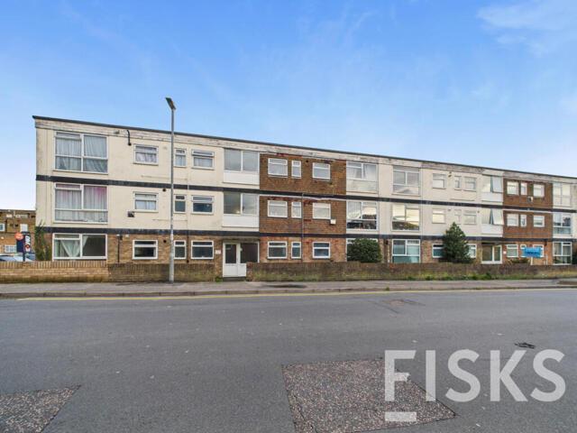 For Sale 2 Bedroom Shared Living/roommate Benfleet Essex DS100456427