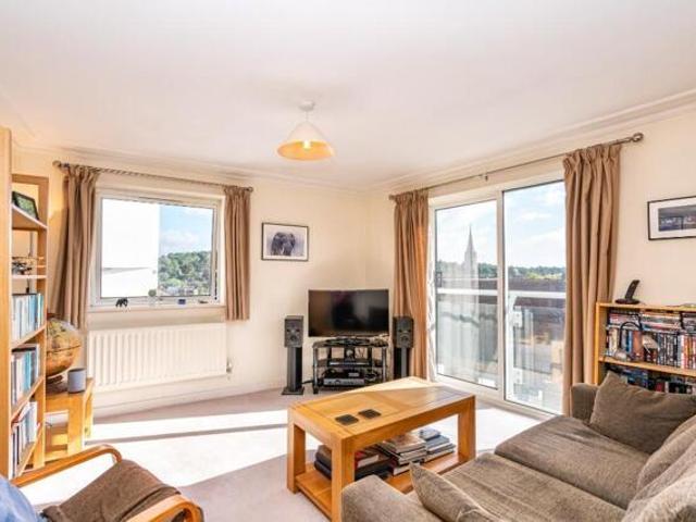 For Sale 2 Bedroom Shared Living/roommate Berkhamsted Hertfordshire DLS100456622
