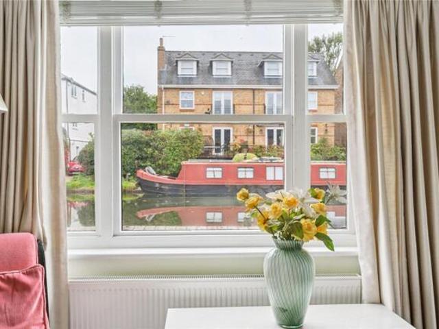 For Sale 2 Bedroom Shared Living/roommate Berkhamsted Hertfordshire DLS98765659