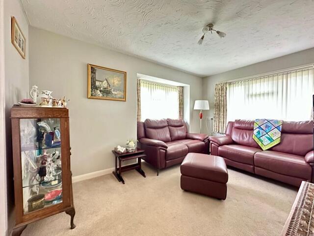 For Sale 2 Bedroom Shared Living/roommate Billericay Essex DLS98687830