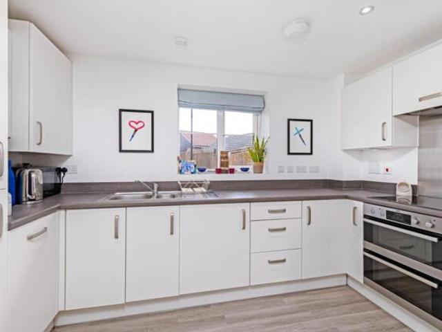 For Sale 2 Bedroom Shared Living/roommate Bishop's Stortford Hertfordshire DS99380794